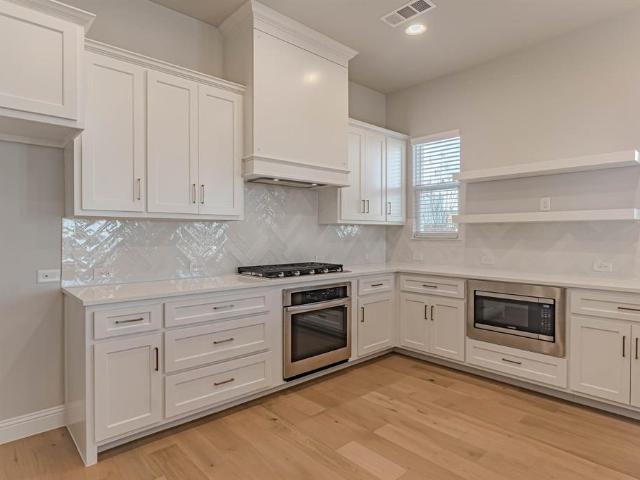 2140 Village Walk Place