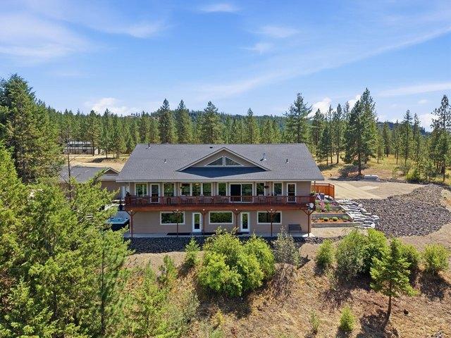 21413 W S Bank Rd, Nine Mile Falls, WA 99026