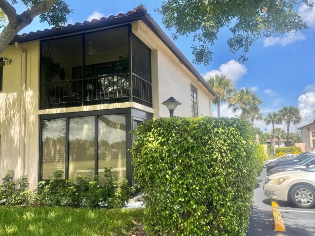 21411 Juego Cir, Unit 32B, Boca Raton, FL 33433 | MLS #B26020