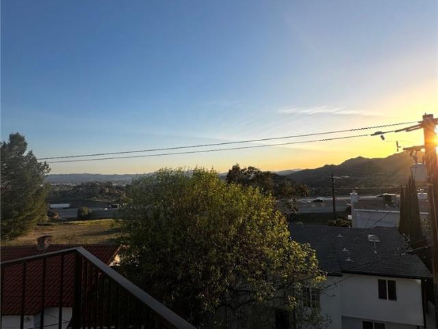 21415 Arapahoe Trail, Chatsworth, CA 91311 | MLS #SR26028 | Compass