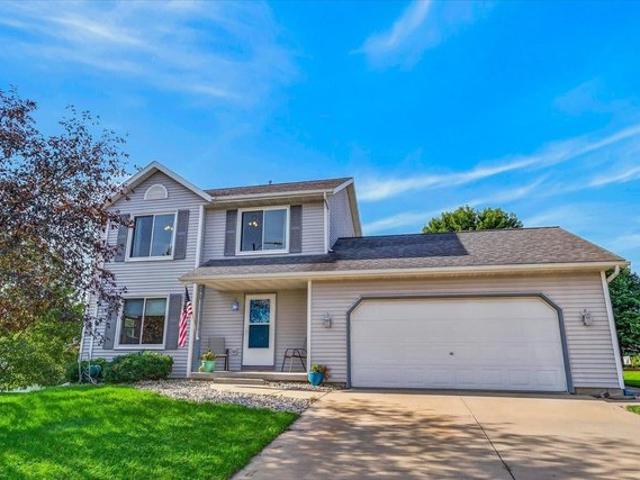 2141 Blue Heron Ct, Stoughton, WI 53589