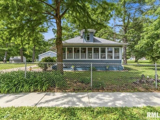 2141 E Watch Ave, Springfield, IL 62702