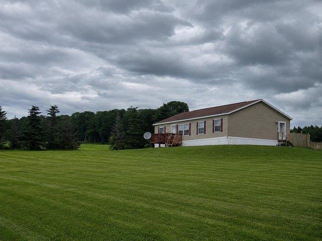 2141 S Randolph Rd, Randolph, VT 05061