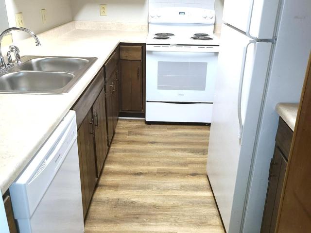 2141 Selwyn Ave, Unit 212, Charlotte, NC 28207 | MLS #4360 | Compass