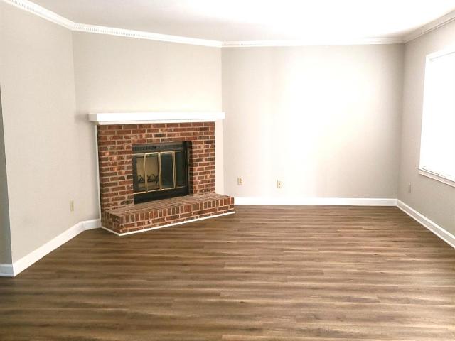 2141 Selwyn Avenue # 212