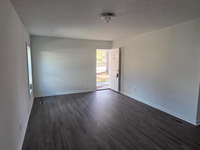 2141 Veterans Drive