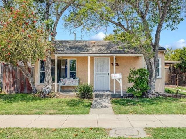 2141 W 29th St, Long Beach, CA 90810