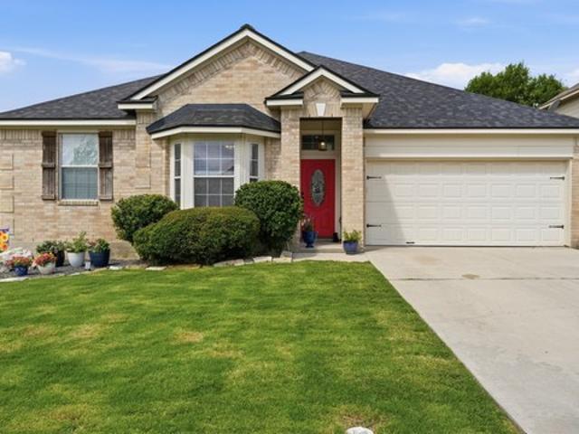2142 Belvedere Ct, New Braunfels, TX 78130