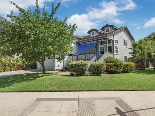 2142 Bluejay Way, Lodi, CA 95240