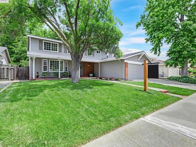 2142 Camino Brazos, Pleasanton, CA 94566