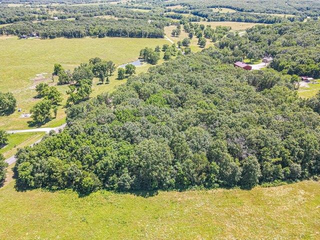 21436 State Highway D, Hermitage, MO 65668