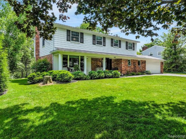 2143 Avoncrest Drive