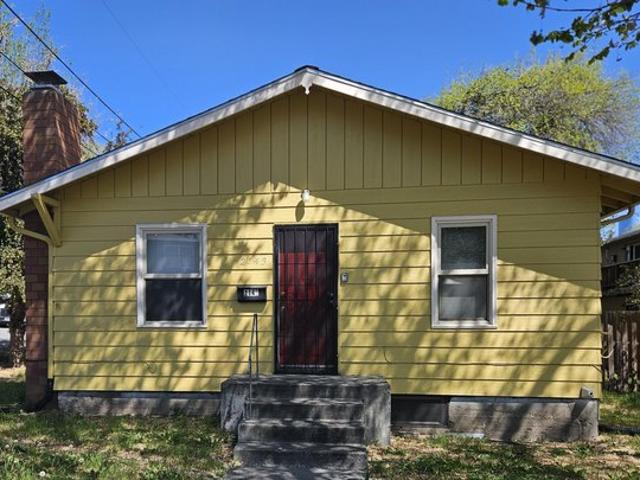 2143 Biehn St, Klamath Falls, OR 97601