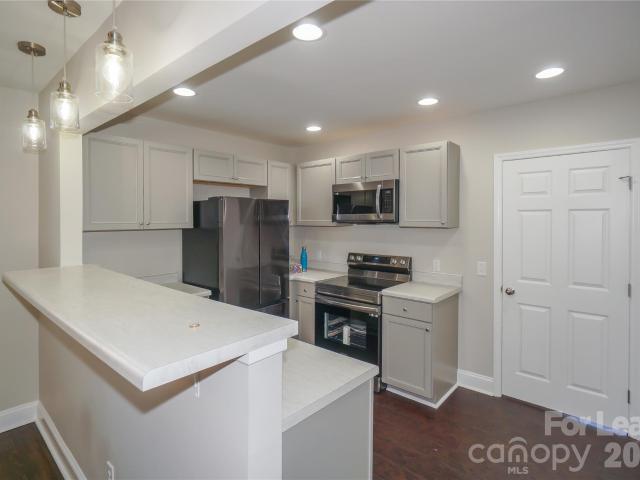 2143 Camp Greene St, Charlotte, NC 28208 | MLS #4402