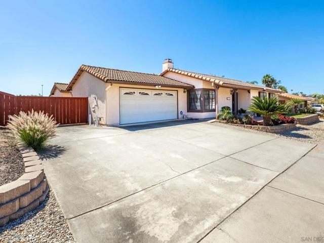 2143 Flint Ave, Escondido, CA 92027