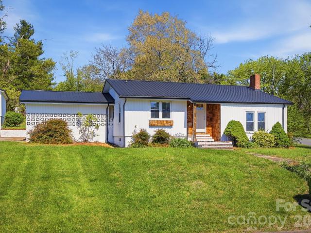 2143 Haven Circle
