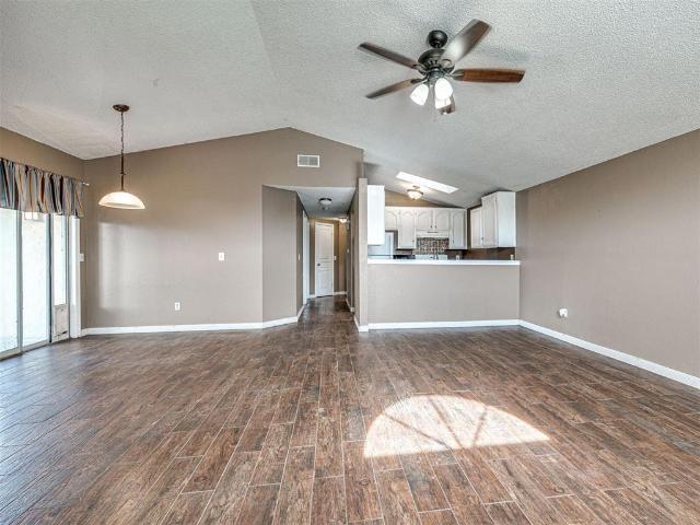 2143 Lonnie Lane