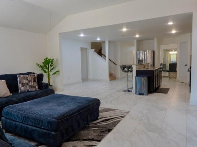 2143 Pacific Loon Lane