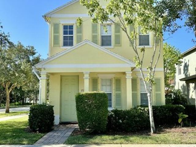 2143 SE Bell Isle Dr, Port Saint Lucie, FL 34952