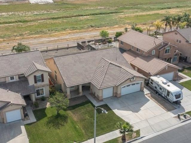 2143 Willowbrook Ln, Perris, CA 92571