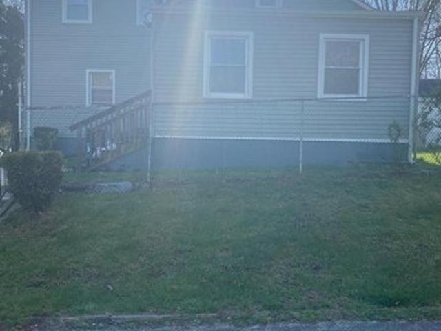 214 10th Ave, Atco, NJ 08004