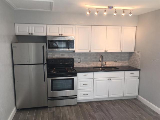 214 12th Ave N, Unit B, St. Petersburg, FL 33701 | MLS #TB8484 | Compass
