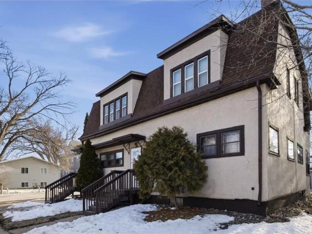 214 21 th St S, Fargo, ND 58103