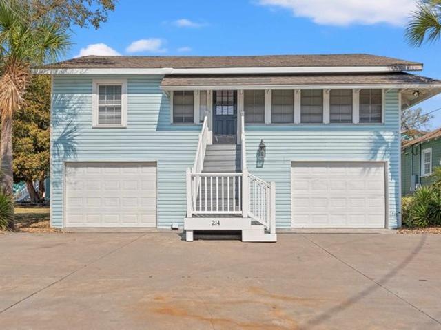 214 2nd Ave S, North Myrtle Beach, SC 29582