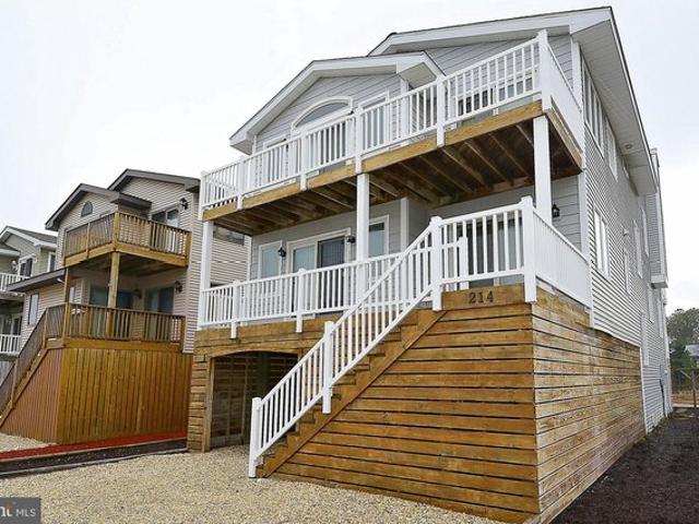214 2nd St, Bethany Beach, DE 19930