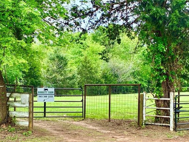 214 County Road 4413, Jacksonville, TX 75785