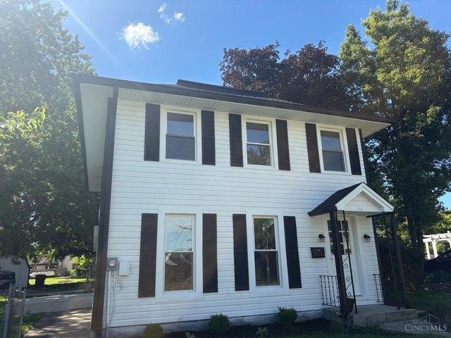 214 Columbus Ave, Lebanon, OH 45036