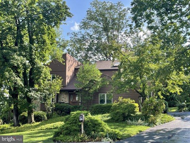 214 Cornell Dr, Bryn Mawr, PA 19010