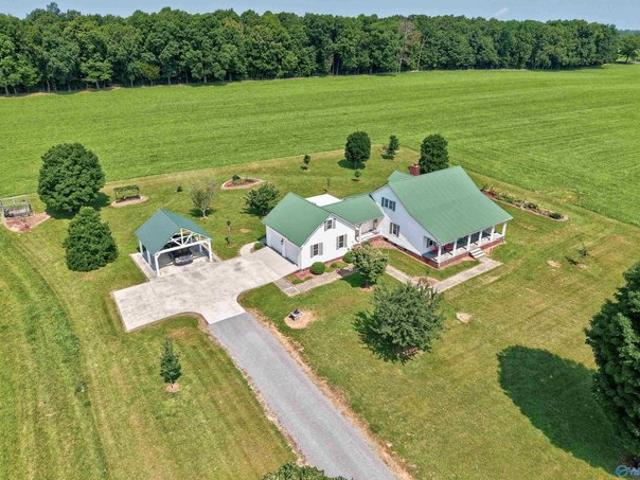 214 Camargo Rd, Fayetteville, TN 37334