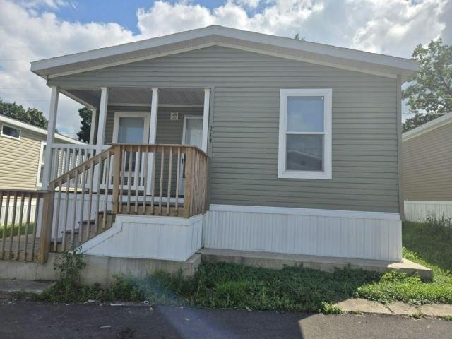 214 Cardinal Ln Unit 214, Madison, WI 53704