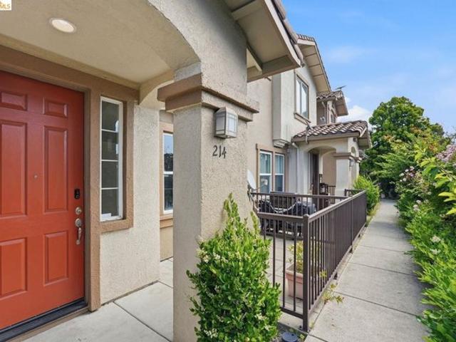 214 Carmel St, San Pablo, CA 94806