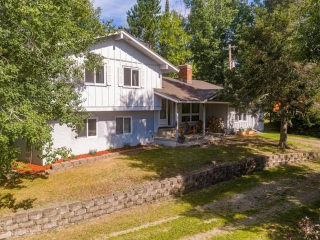 214 Cedar Ln, Ely, MN 55731
