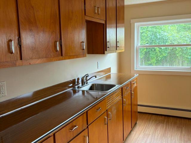 214 Center Street 7 #