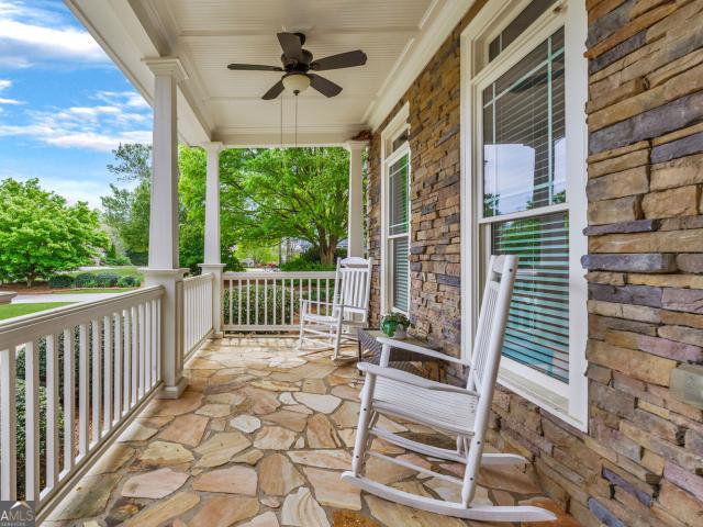 214 Chandler Walk