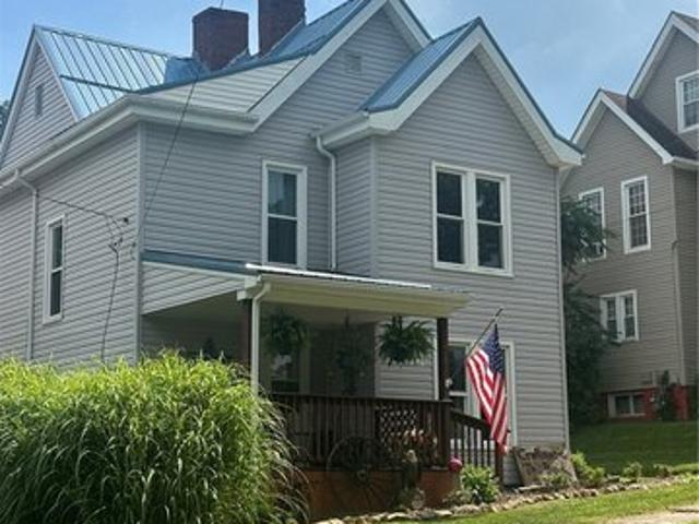 214 Charleston St, Cadiz, OH 43907