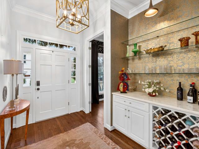 214 Chestnut Hill Dr