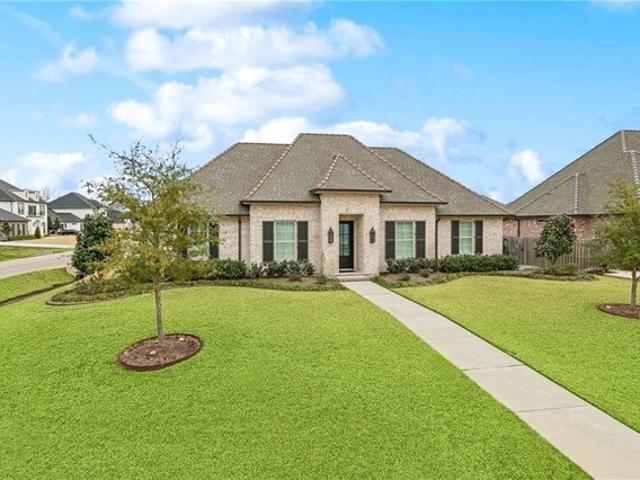 214 Cypress Crossing Dr, Belle Chasse, LA 70037