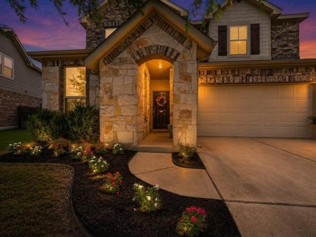 214 Cyril Dr, Hutto, TX 78634