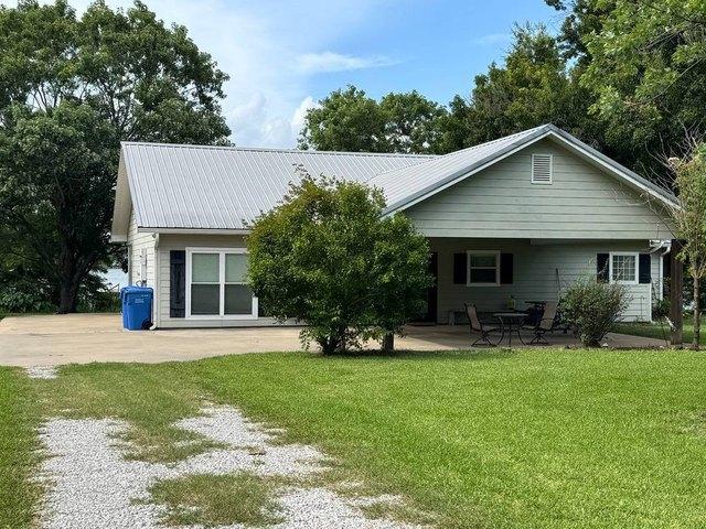 214 Bagley Rd, Saint Joseph, LA 71366