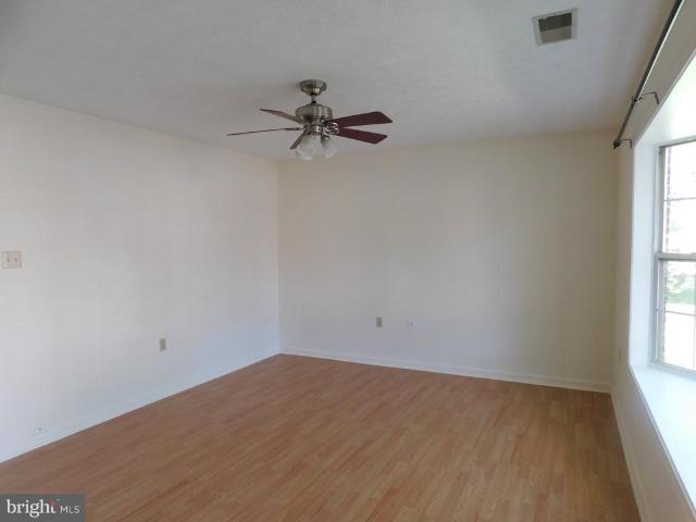 214 Banbury Terrace