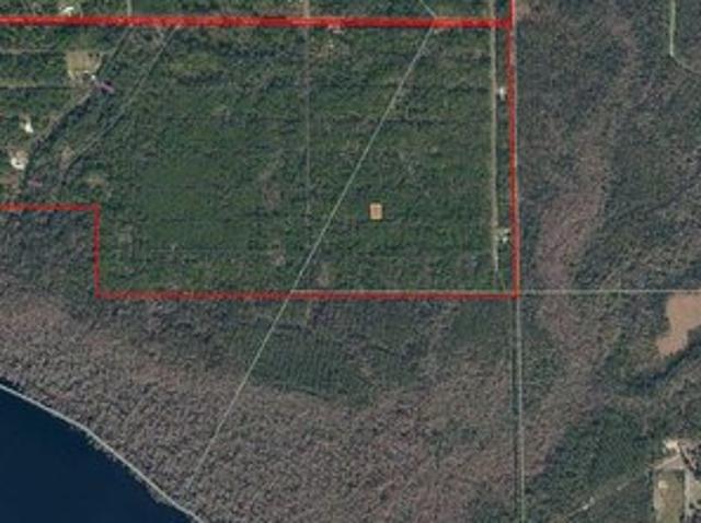 214 Garrison Ave, Georgetown, FL 32139
