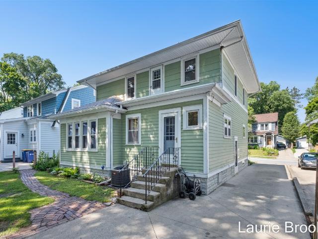 214 Glenhaven Avenue
