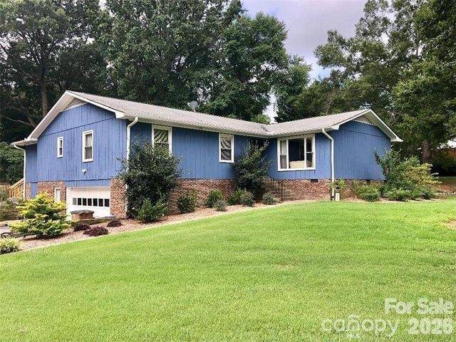 214 Griffin Ln, Marshville, NC 28103