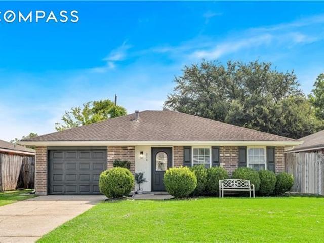 214 Dianne Dr, St. Rose, LA
