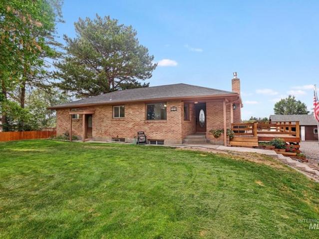 214 E 16th Ave, Jerome, ID 83338