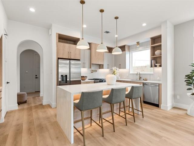 214 E 32nd St Unit B, Houston, TX 77018